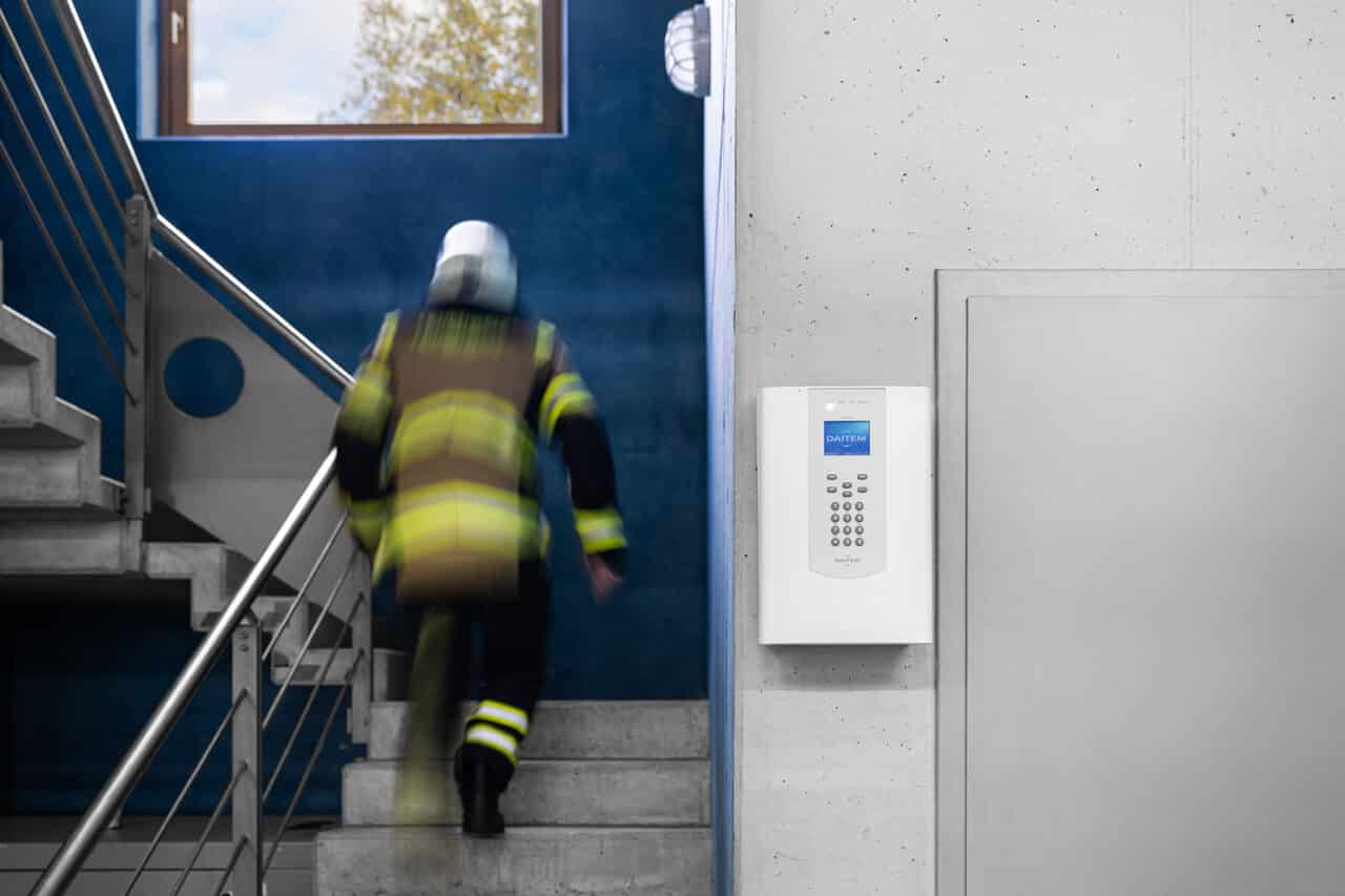 Gefahren- und Rauchwarnmelder - SIEMON BRANDSCHUTZ